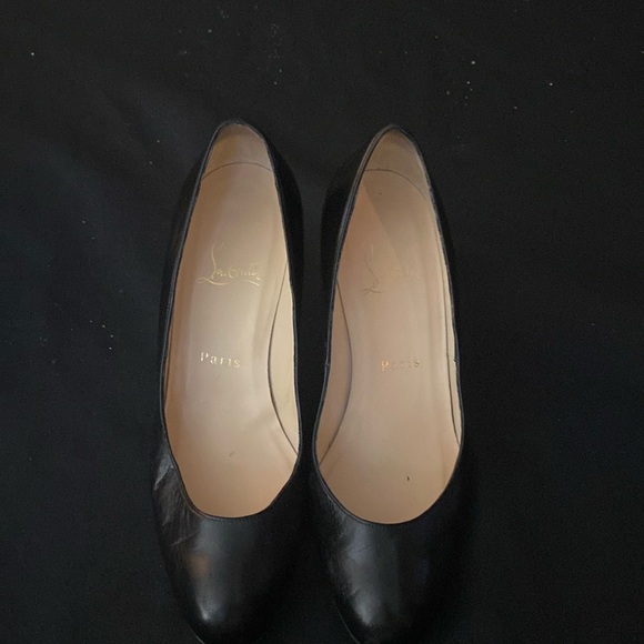 Christian Louboutin | Shoes | Preowned Black Heels | Poshmark
